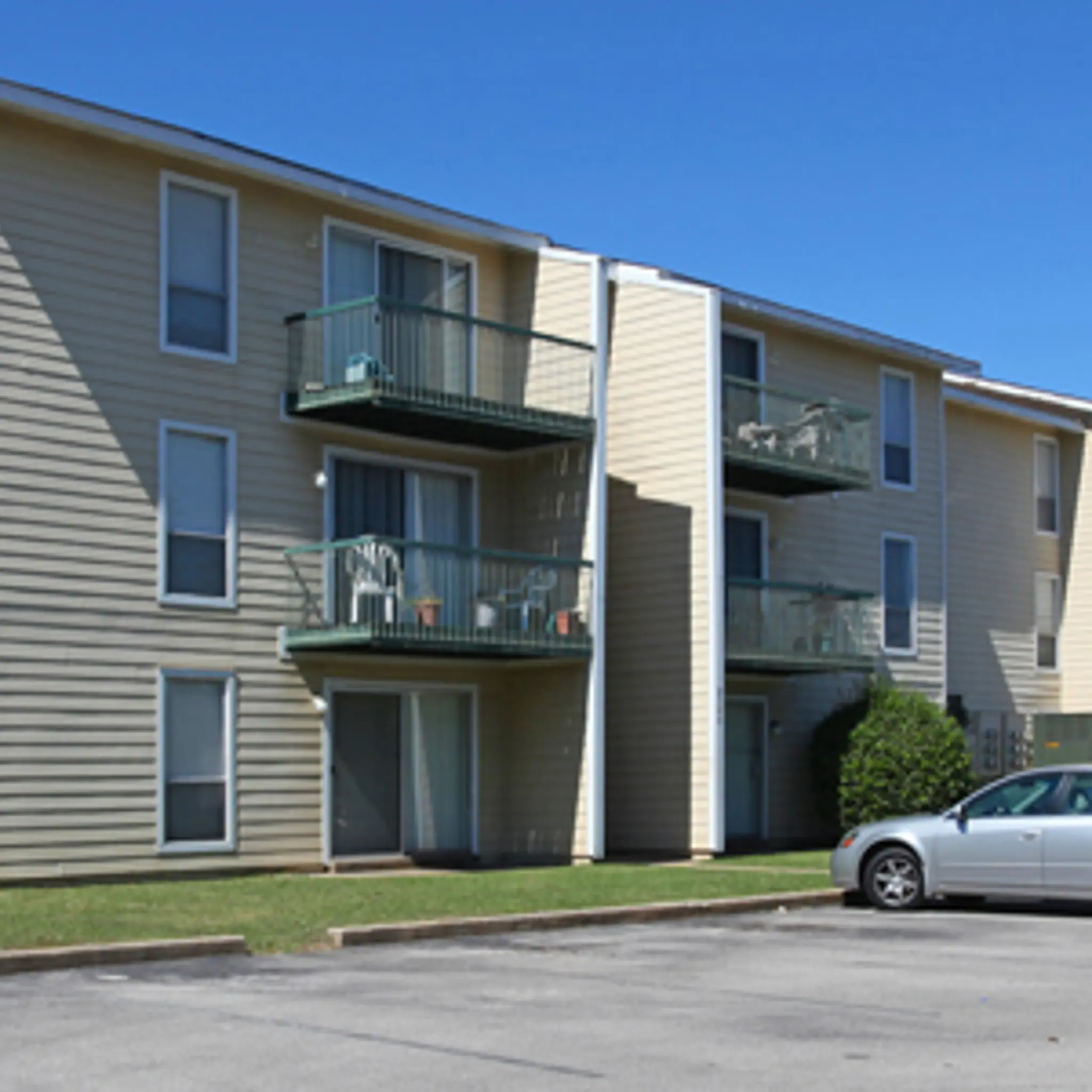 Amenities | Raintree Apartments